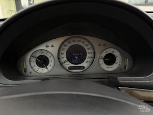 Black Mercedes-Benz E 270 2002 in Kaunas, with an engine capacity of 2.70 L and mileage of 370 thousand km for 3700 €, photo 20 on AUTOMOTO.COM.LV
