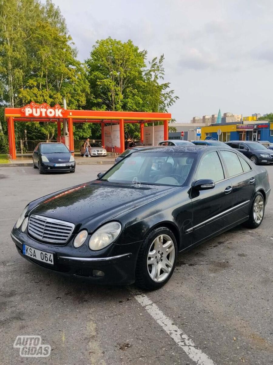 Melns Mercedes-Benz E 270 2002 Pakruojis, ar dzinēja tilpumu 2.70 L un nobraukumu 404 tūkst. km par 1500 €, foto 1 vietnē AUTOMOTO.COM.LV