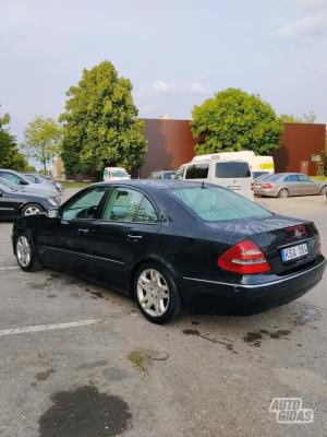 Melns Mercedes-Benz E 270 2002 Pakruojis, ar dzinēja tilpumu 2.70 L un nobraukumu 404 tūkst. km par 1500 €, foto 3 vietnē AUTOMOTO.COM.LV