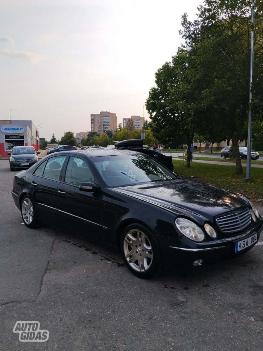 Melns Mercedes-Benz E 270 2002 Pakruojis, ar dzinēja tilpumu 2.70 L un nobraukumu 404 tūkst. km par 1500 €, foto 5 vietnē AUTOMOTO.COM.LV