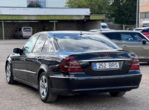 Black Mercedes-Benz E 270 2002 in Narva, with an engine capacity of 2.70 L and mileage of 238 thousand km for 1200 €, photo 6 on AUTOMOTO.COM.LV