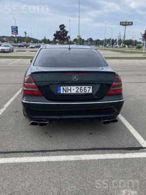 Black Mercedes-Benz E 270 2002 in Riga, with an engine capacity of 2.70 L and mileage of 0 thousand km for 2500 €, photo 8 on AUTOMOTO.COM.LV