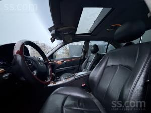 Melns Mercedes-Benz E 270 2003 Rīga, ar dzinēja tilpumu 2.70 L un nobraukumu 385 tūkst. km par 2500 €, foto 15 vietnē AUTOMOTO.COM.LV