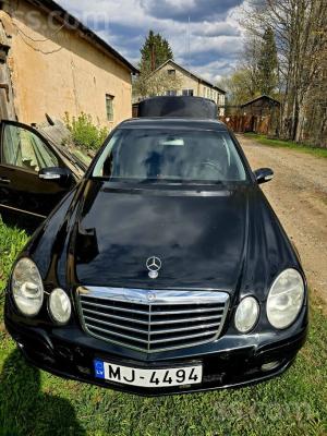 Melns Mercedes-Benz E 270 2003 Cēsis, ar dzinēja tilpumu 2.70 L un nobraukumu 321 tūkst. km par 2990 €, foto 5 vietnē AUTOMOTO.COM.LV