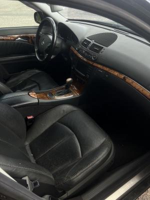 Black Mercedes-Benz E 270 2003 in Viljandi, with an engine capacity of 0.00 L and mileage of 525 thousand km for 2250 €, photo 13 on AUTOMOTO.COM.LV