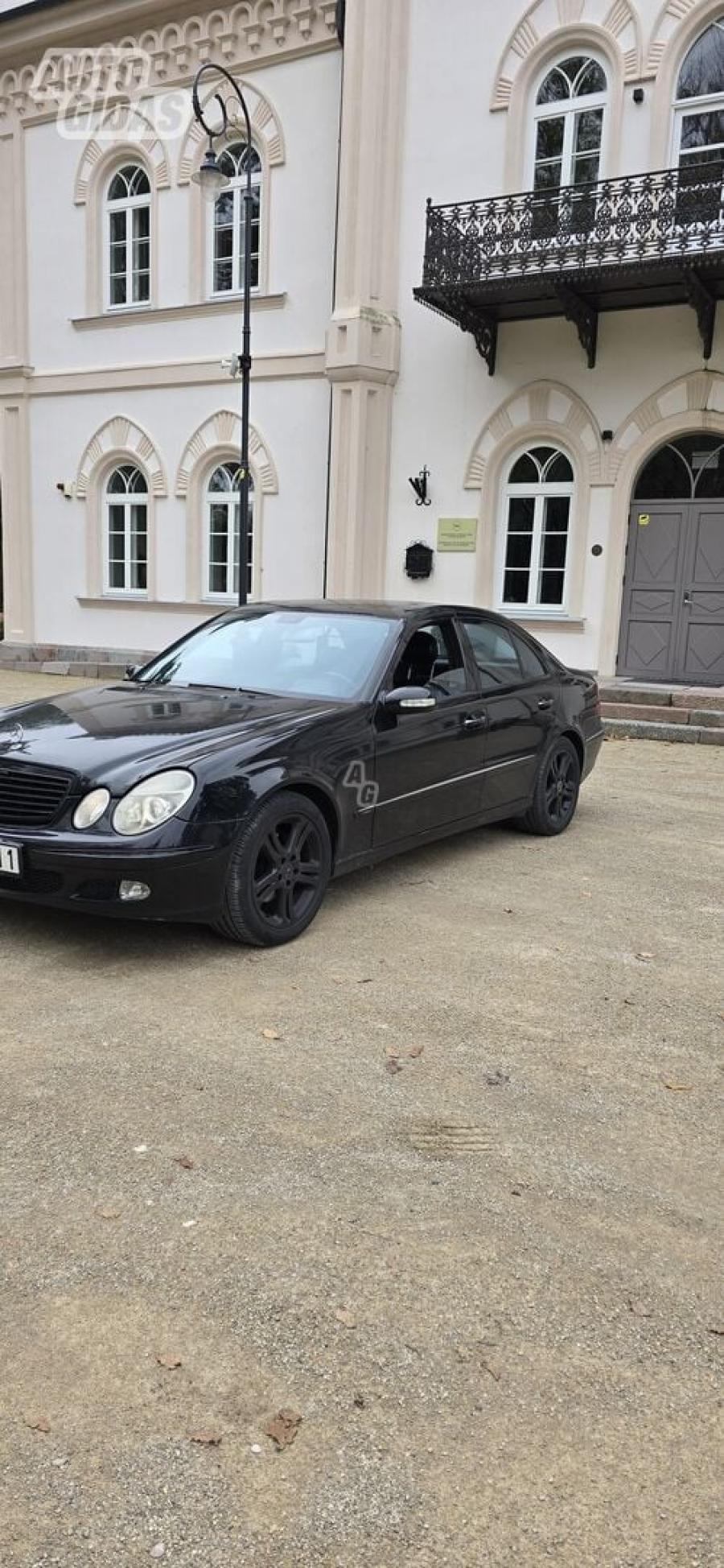 Black Mercedes-Benz E 270 2003 in Vilnius, with an engine capacity of 2.70 L and mileage of 359 thousand km for 1900 €, photo 1 on AUTOMOTO.COM.LV