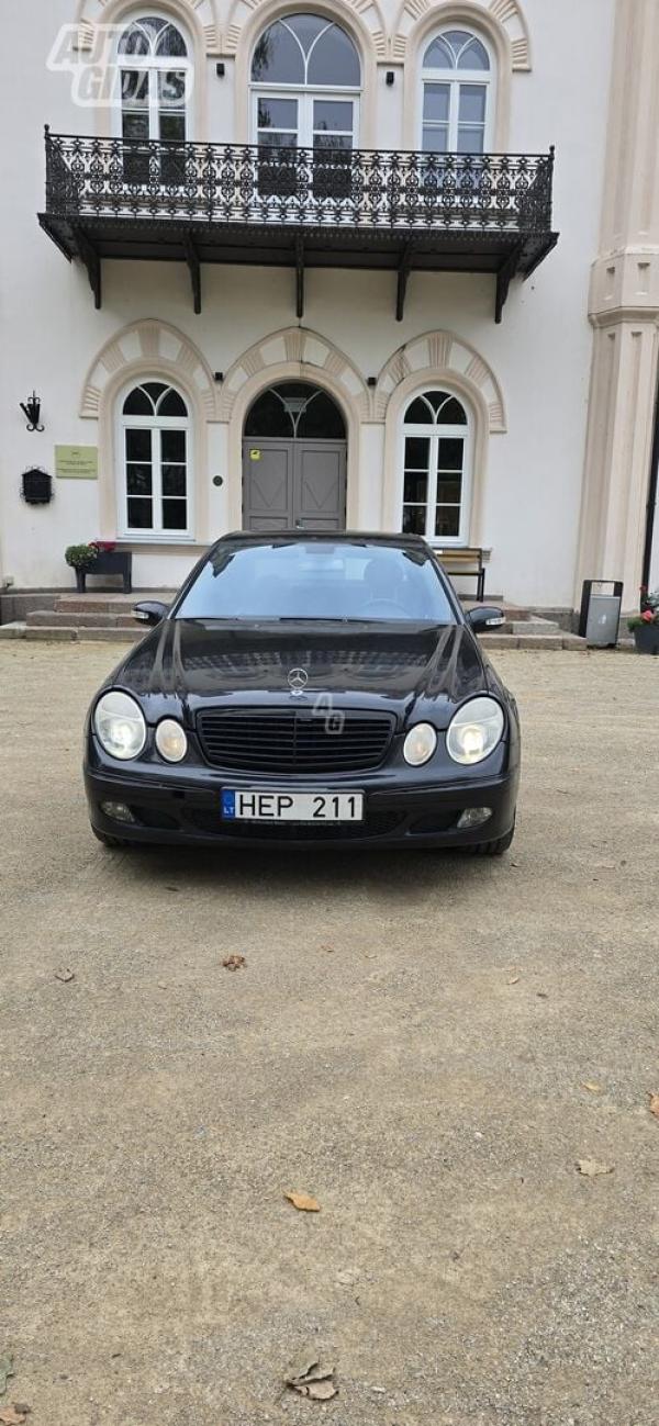 Black Mercedes-Benz E 270 2003 in Vilnius, with an engine capacity of 2.70 L and mileage of 359 thousand km for 1900 €, photo 3 on AUTOMOTO.COM.LV