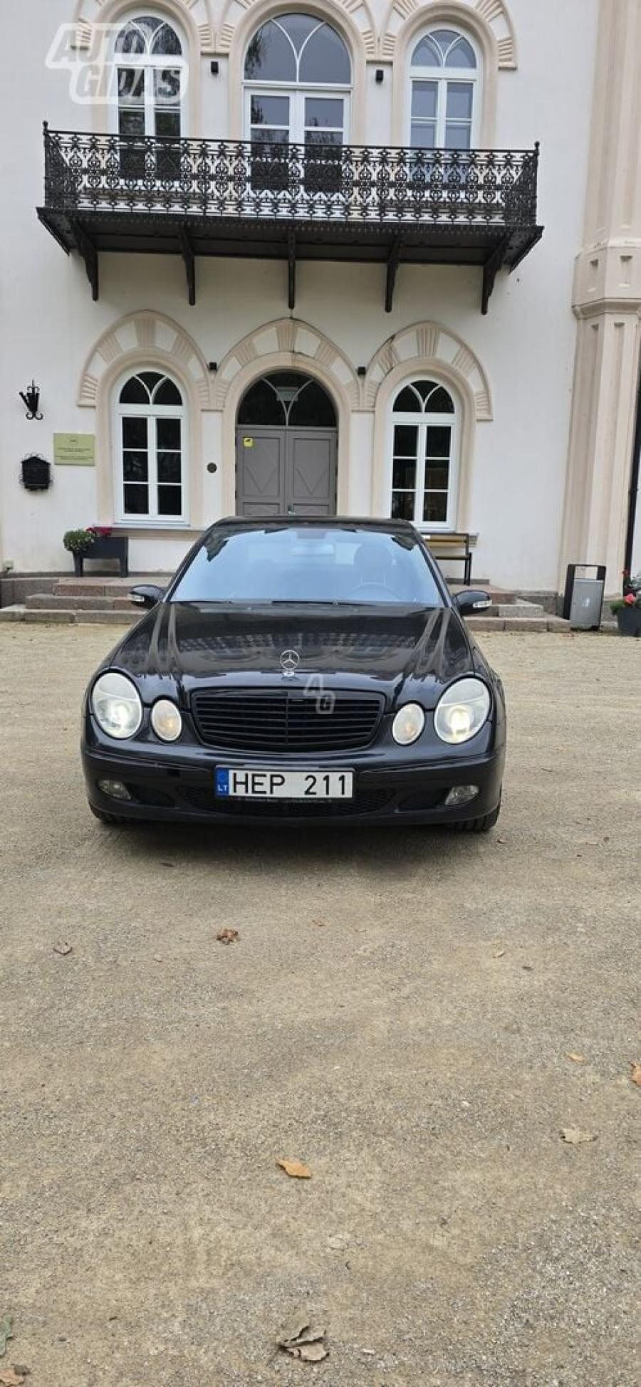 Black Mercedes-Benz E 270 2003 in Vilnius, with an engine capacity of 2.70 L and mileage of 359 thousand km for 1900 €, photo 3 on AUTOMOTO.COM.LV