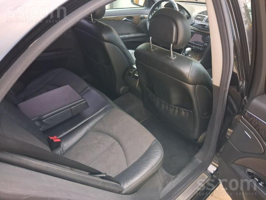 Melns Mercedes-Benz E 270 2003 Rēzekne, ar dzinēja tilpumu 2.70 L un nobraukumu 340 tūkst. km par 3200 €, foto 5 vietnē AUTOMOTO.COM.LV