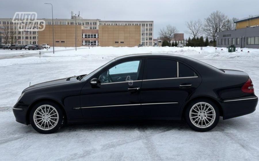 Melns Mercedes-Benz E 270 2004 Kauņa, ar dzinēja tilpumu 2.70 L un nobraukumu 480 tūkst. km par 2700 €, foto 5 vietnē AUTOMOTO.COM.LV