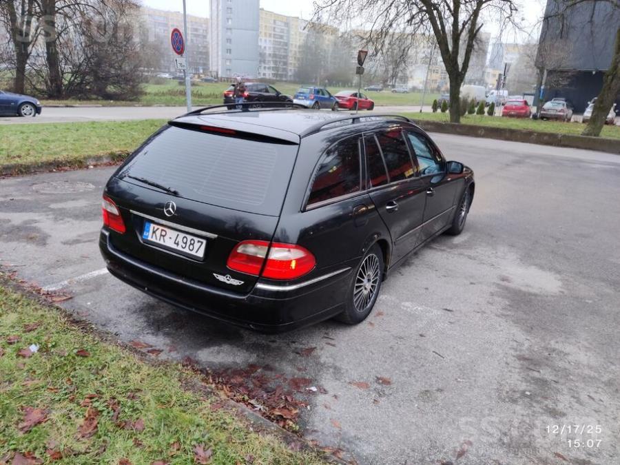 Melns Mercedes-Benz E 270 2004 Rīga, ar dzinēja tilpumu 2.70 L un nobraukumu 430 tūkst. km par 2750 €, foto 4 vietnē AUTOMOTO.COM.LV