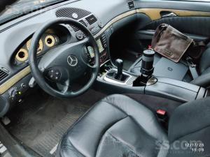Melns Mercedes-Benz E 270 2004 Rīga, ar dzinēja tilpumu 2.70 L un nobraukumu 430 tūkst. km par 2750 €, foto 7 vietnē AUTOMOTO.COM.LV