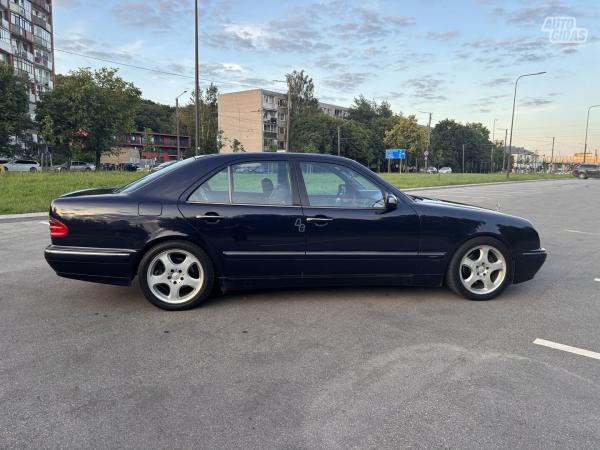 Zils Mercedes-Benz E 270 2001 Kauņa, ar dzinēja tilpumu 2.70 L un nobraukumu 264 tūkst. km par 5000 €, foto 5 vietnē AUTOMOTO.COM.LV