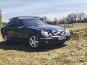 Синий Мерседес Е 270 2002 в Ионава, объемом двигателя 2.70 л и пробегом 400 тыс. км за 2250 €, фото  на AUTOMOTO.COM.LV
