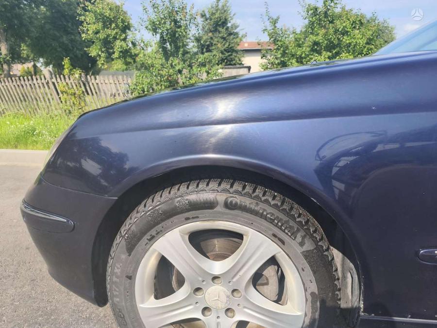 Zils Mercedes-Benz E 270 2002 Jonava, ar dzinēja tilpumu 2.70 L un nobraukumu 400 tūkst. km par 2250 €, foto 5 vietnē AUTOMOTO.COM.LV