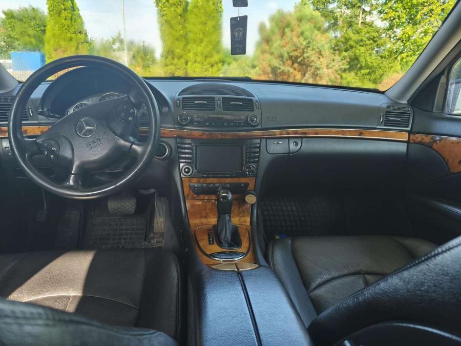 Zils Mercedes-Benz E 270 2002 Jonava, ar dzinēja tilpumu 2.70 L un nobraukumu 400 tūkst. km par 2250 €, foto 9 vietnē AUTOMOTO.COM.LV
