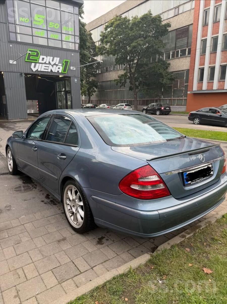 Zils Mercedes-Benz E 270 2002 Rīga, ar dzinēja tilpumu 2.70 L un nobraukumu 543 tūkst. km par 2990 €, foto 6 vietnē AUTOMOTO.COM.LV