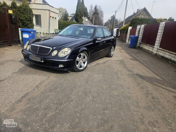 Blue Mercedes-Benz E 270 2003 in Vilkaviskis, with an engine capacity of 2.70 L and mileage of 3 thousand km for 2100 €, photo 6 on AUTOMOTO.COM.LV