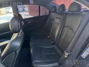 Blue Mercedes-Benz E 270 2003 in Cesis, with an engine capacity of 2.70 L and mileage of 320 thousand km for 3490 €, photo 14 on AUTOMOTO.COM.LV