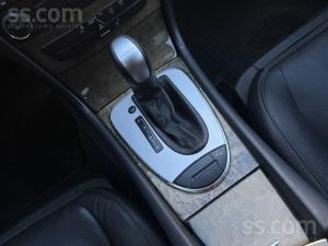 Blue Mercedes-Benz E 270 2003 in Cesis, with an engine capacity of 2.70 L and mileage of 320 thousand km for 3490 €, photo 21 on AUTOMOTO.COM.LV