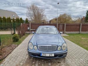 Zils Mercedes-Benz E 270 2003 Ogre, ar dzinēja tilpumu 2.70 L un nobraukumu 408 tūkst. km par 2700 €, foto  vietnē AUTOMOTO.COM.LV