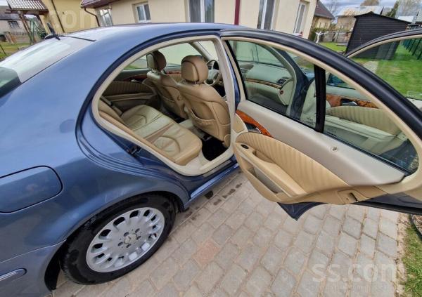 Blue Mercedes-Benz E 270 2003 in Ogre, with an engine capacity of 2.70 L and mileage of 408 thousand km for 2700 €, photo 7 on AUTOMOTO.COM.LV