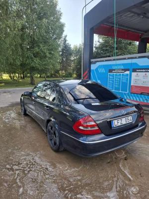 Zils Mercedes-Benz E 270 2003 Rokiškis, ar dzinēja tilpumu 2.70 L un nobraukumu 370 tūkst. km par 2200 €, foto 7 vietnē AUTOMOTO.COM.LV