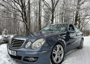 Blue Mercedes-Benz E 270 2004 in Kaunas, with an engine capacity of 2.70 L and mileage of 243 thousand km for 3650 €, photo  on AUTOMOTO.COM.LV