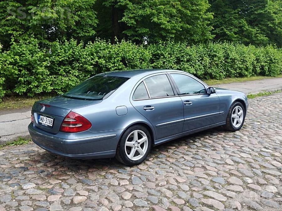 Zils Mercedes-Benz E 270 2004 Rīga, ar dzinēja tilpumu 2.70 L un nobraukumu 0 tūkst. km par 2700 €, foto 5 vietnē AUTOMOTO.COM.LV