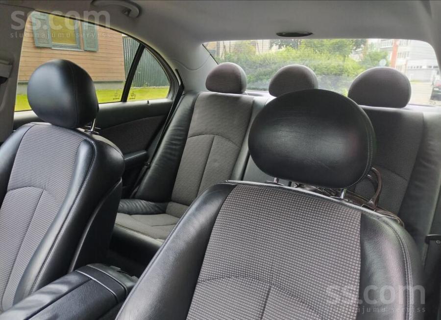Zils Mercedes-Benz E 270 2004 Rīga, ar dzinēja tilpumu 2.70 L un nobraukumu 0 tūkst. km par 2700 €, foto 14 vietnē AUTOMOTO.COM.LV