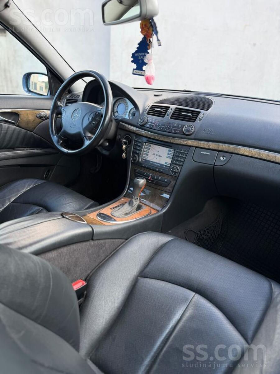 Zils Mercedes-Benz E 270 2004 Tukums, ar dzinēja tilpumu 2.70 L un nobraukumu 396 tūkst. km par 2550 €, foto 10 vietnē AUTOMOTO.COM.LV