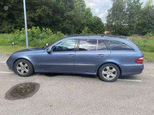 Zils Mercedes-Benz E 270 2003 Alīta, ar dzinēja tilpumu 2.69 L un nobraukumu 400 tūkst. km par 1500 €, foto  vietnē AUTOMOTO.COM.LV