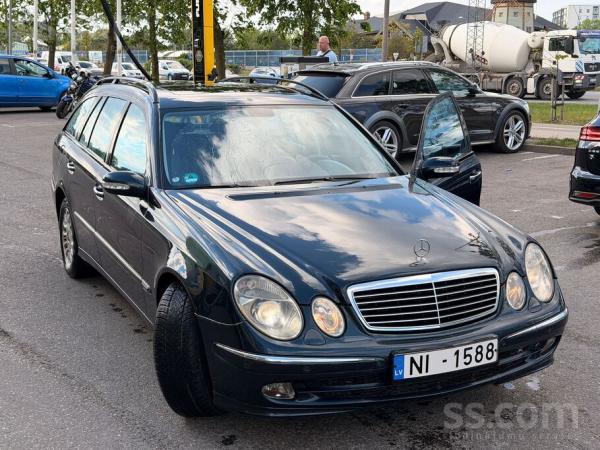 Zils Mercedes-Benz E 270 2005 Rīga, ar dzinēja tilpumu 2.70 L un nobraukumu 350 tūkst. km par 1350 €, foto 3 vietnē AUTOMOTO.COM.LV