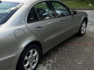 Brūns Mercedes-Benz E 270 2002 Rokiškis, ar dzinēja tilpumu 2.70 L un nobraukumu 271 tūkst. km par 2650 €, foto 17 vietnē AUTOMOTO.COM.LV