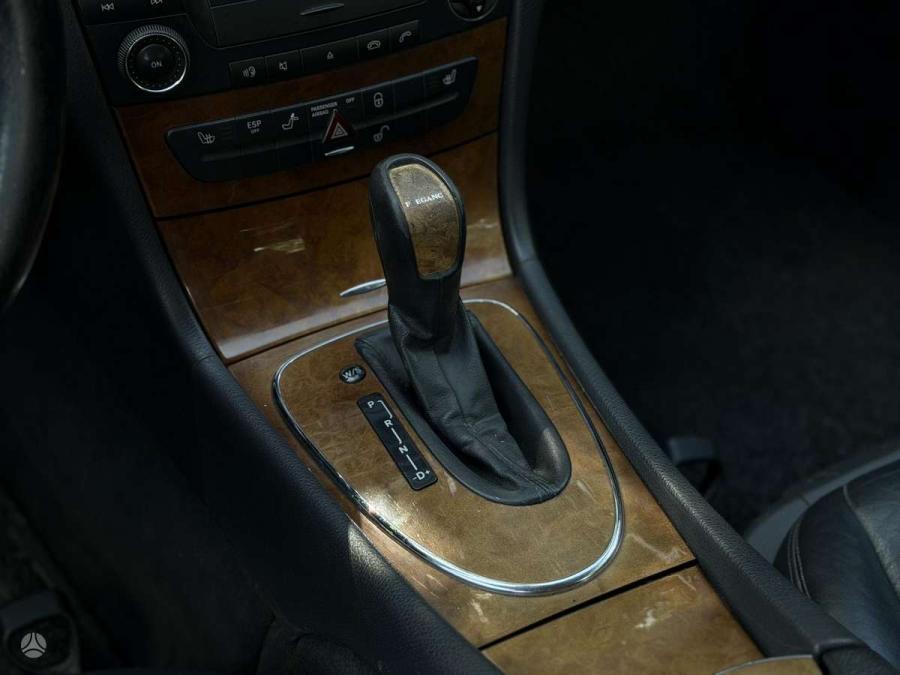 Brūns Mercedes-Benz E 270 2002 Rokiškis, ar dzinēja tilpumu 2.70 L un nobraukumu 271 tūkst. km par 2650 €, foto 28 vietnē AUTOMOTO.COM.LV