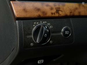 Brūns Mercedes-Benz E 270 2002 Rokiškis, ar dzinēja tilpumu 2.70 L un nobraukumu 271 tūkst. km par 2650 €, foto 31 vietnē AUTOMOTO.COM.LV