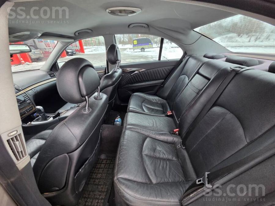 Brūns Mercedes-Benz E 270 2003 Rīga, ar dzinēja tilpumu 2.70 L un nobraukumu 357 tūkst. km par 2300 €, foto 9 vietnē AUTOMOTO.COM.LV