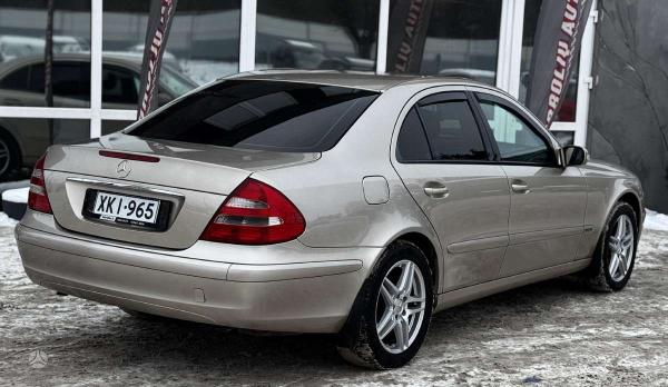Brown Mercedes-Benz E 270 2003 in Radviliskis, with an engine capacity of 2.70 L and mileage of 330 thousand km for 2950 €, photo 8 on AUTOMOTO.COM.LV