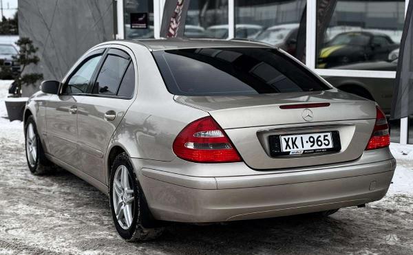 Brown Mercedes-Benz E 270 2003 in Radviliskis, with an engine capacity of 2.70 L and mileage of 330 thousand km for 2950 €, photo 9 on AUTOMOTO.COM.LV