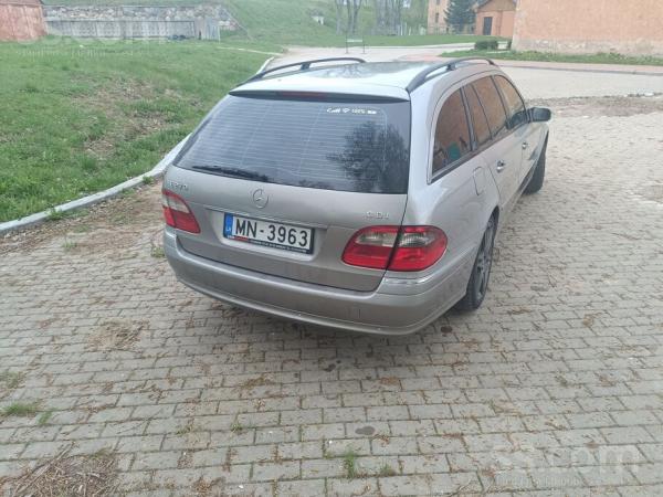 Brown Mercedes-Benz E 270 2005 in Daugavpils, with an engine capacity of 2.70 L and mileage of 341 thousand km for 4200 €, photo 2 on AUTOMOTO.COM.LV