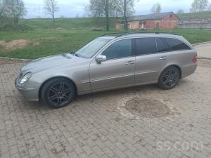 Brown Mercedes-Benz E 270 2005 in Daugavpils, with an engine capacity of 2.70 L and mileage of 341 thousand km for 4200 €, photo 4 on AUTOMOTO.COM.LV