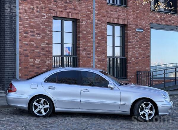 Pelēks Mercedes-Benz E 270 2002 Rīga, ar dzinēja tilpumu 2.70 L un nobraukumu 0 tūkst. km par 3595 €, foto 4 vietnē AUTOMOTO.COM.LV