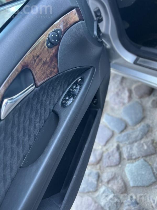 Pelēks Mercedes-Benz E 270 2002 Rīga, ar dzinēja tilpumu 2.70 L un nobraukumu 0 tūkst. km par 3595 €, foto 8 vietnē AUTOMOTO.COM.LV