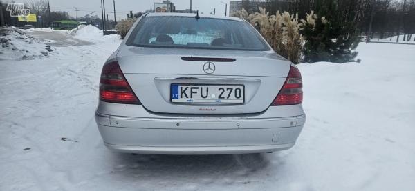Pelēks Mercedes-Benz E 270 2002 Kauņa, ar dzinēja tilpumu 2.70 L un nobraukumu 580 tūkst. km par 1850 €, foto 5 vietnē AUTOMOTO.COM.LV