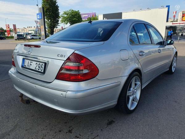 Pelēks Mercedes-Benz E 270 2002 Kauņa, ar dzinēja tilpumu 2.70 L un nobraukumu 430 tūkst. km par 2450 €, foto 6 vietnē AUTOMOTO.COM.LV