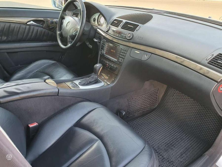 Серый Мерседес Е 270 2002 в Каунас, объемом двигателя 2.70 л и пробегом 430 тыс. км за 2450 €, фото 11 на AUTOMOTO.COM.LV