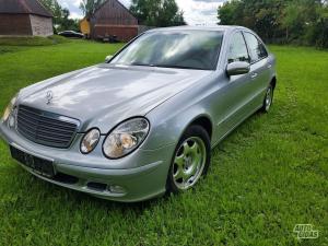 Pelēks Mercedes-Benz E 270 2002 Vilkaviškis, ar dzinēja tilpumu 2.70 L un nobraukumu 227 tūkst. km par 1699 €, foto  vietnē AUTOMOTO.COM.LV
