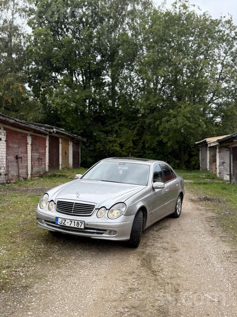 Pelēks Mercedes-Benz E 270 2002 Kuldīga, ar dzinēja tilpumu 2.70 L un nobraukumu 385 tūkst. km par 1500 €, foto 5 vietnē AUTOMOTO.COM.LV