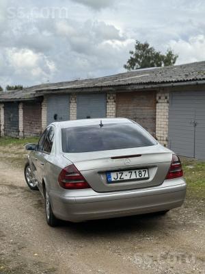 Pelēks Mercedes-Benz E 270 2002 Kuldīga, ar dzinēja tilpumu 2.70 L un nobraukumu 385 tūkst. km par 1500 €, foto 8 vietnē AUTOMOTO.COM.LV