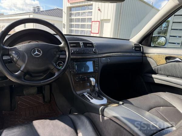 Pelēks Mercedes-Benz E 270 2002 Rīga, ar dzinēja tilpumu 2.70 L un nobraukumu 382 tūkst. km par 2850 €, foto 5 vietnē AUTOMOTO.COM.LV